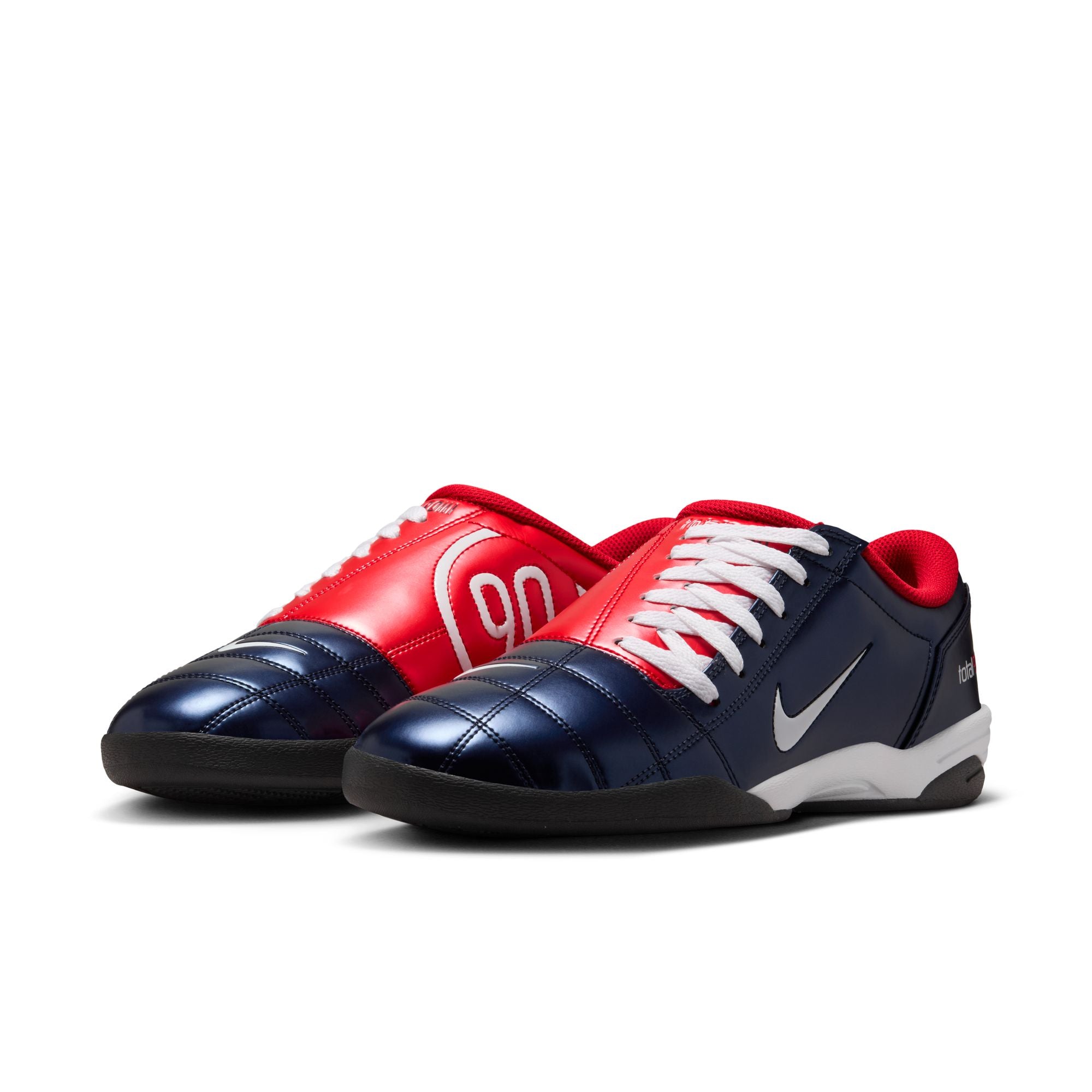 Total 90 Indoor Soccer Boots